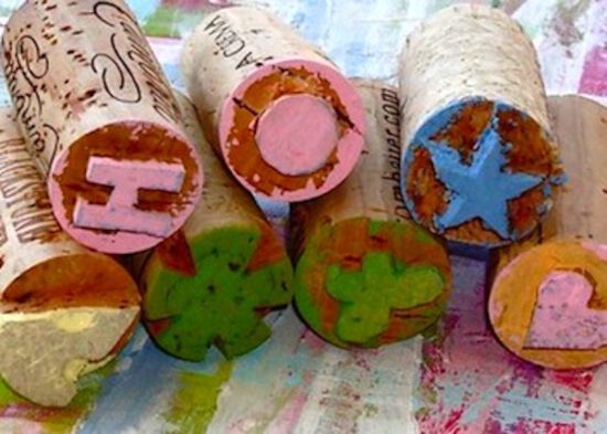 8 manualidades infantiles con corchos - Pequeocio