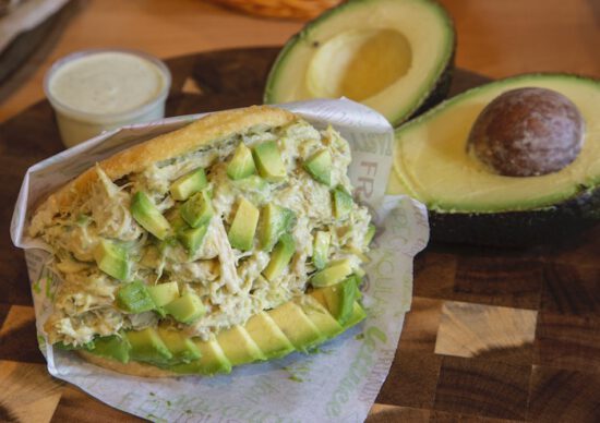 Cómo hacer arepas venezolanas (y los mejores rellenos)