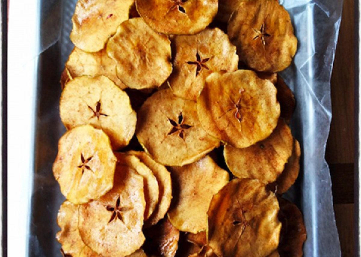 Chips de manzana al horno con azúcar y canela - Pequeocio